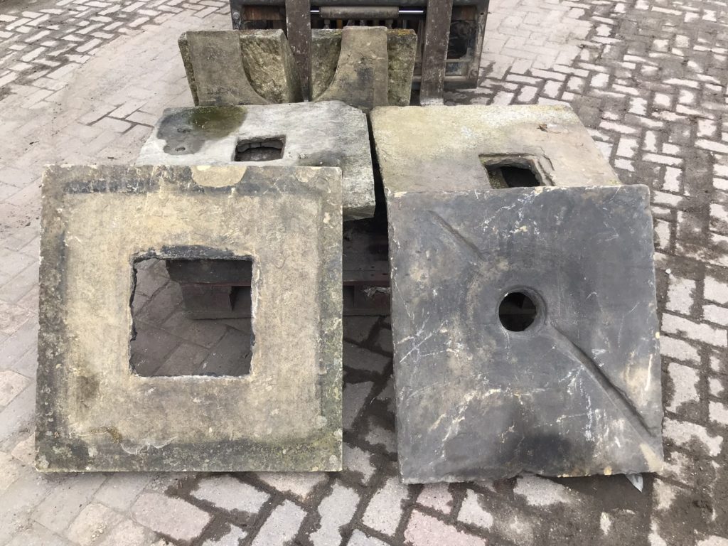 Yorkstone Drain / Gulley Covers